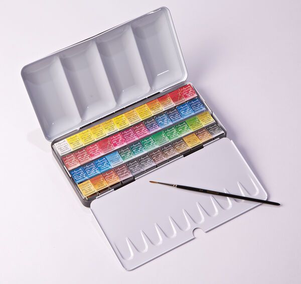 Classic watercolour boxes