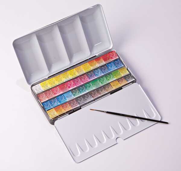 Classic watercolour boxes